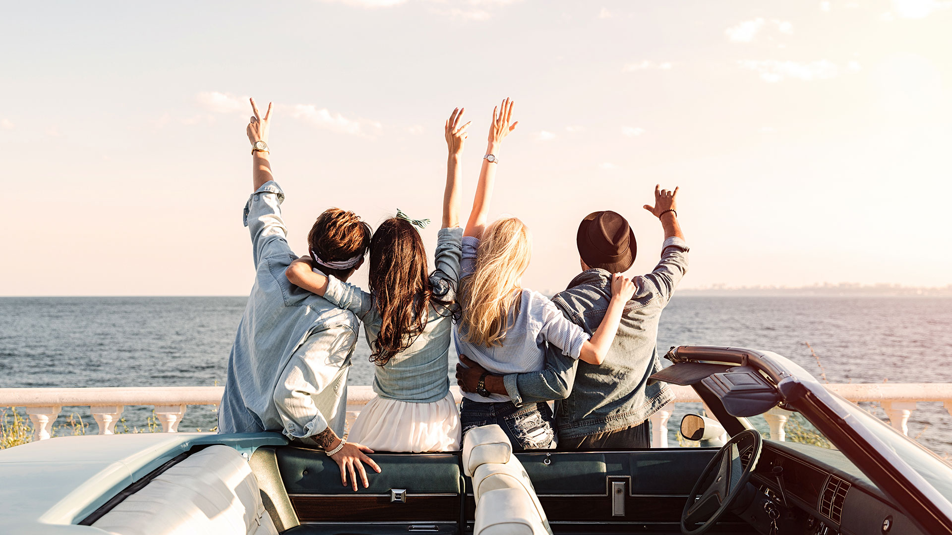 Los 9 mejores destinos para viajar con amigos